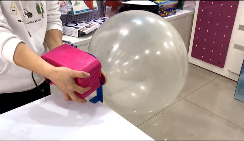 Balloon blast entry 9990833757